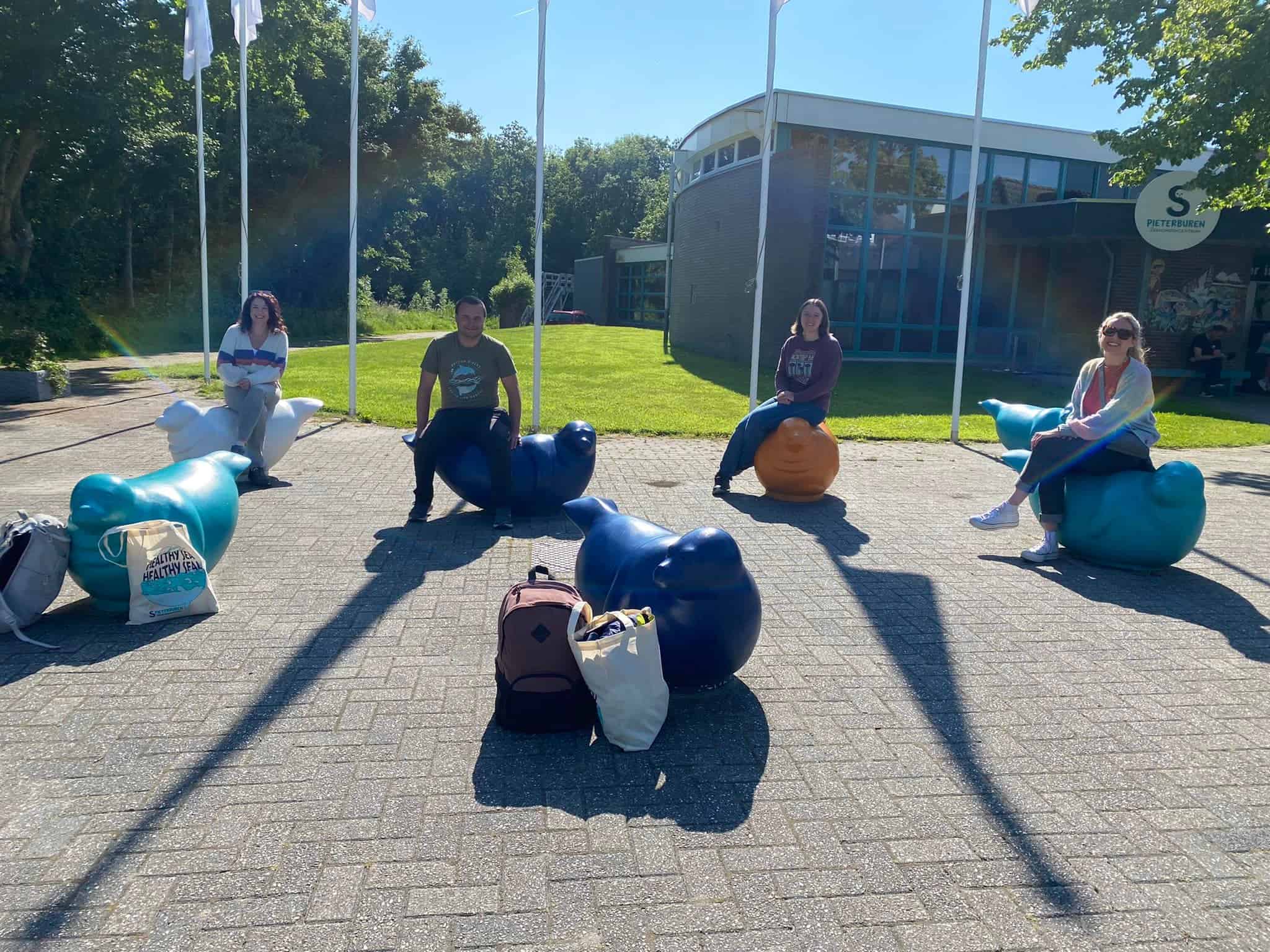 BDMLR team attend Seal Rescue Conference 2022 - British Divers Marine ...